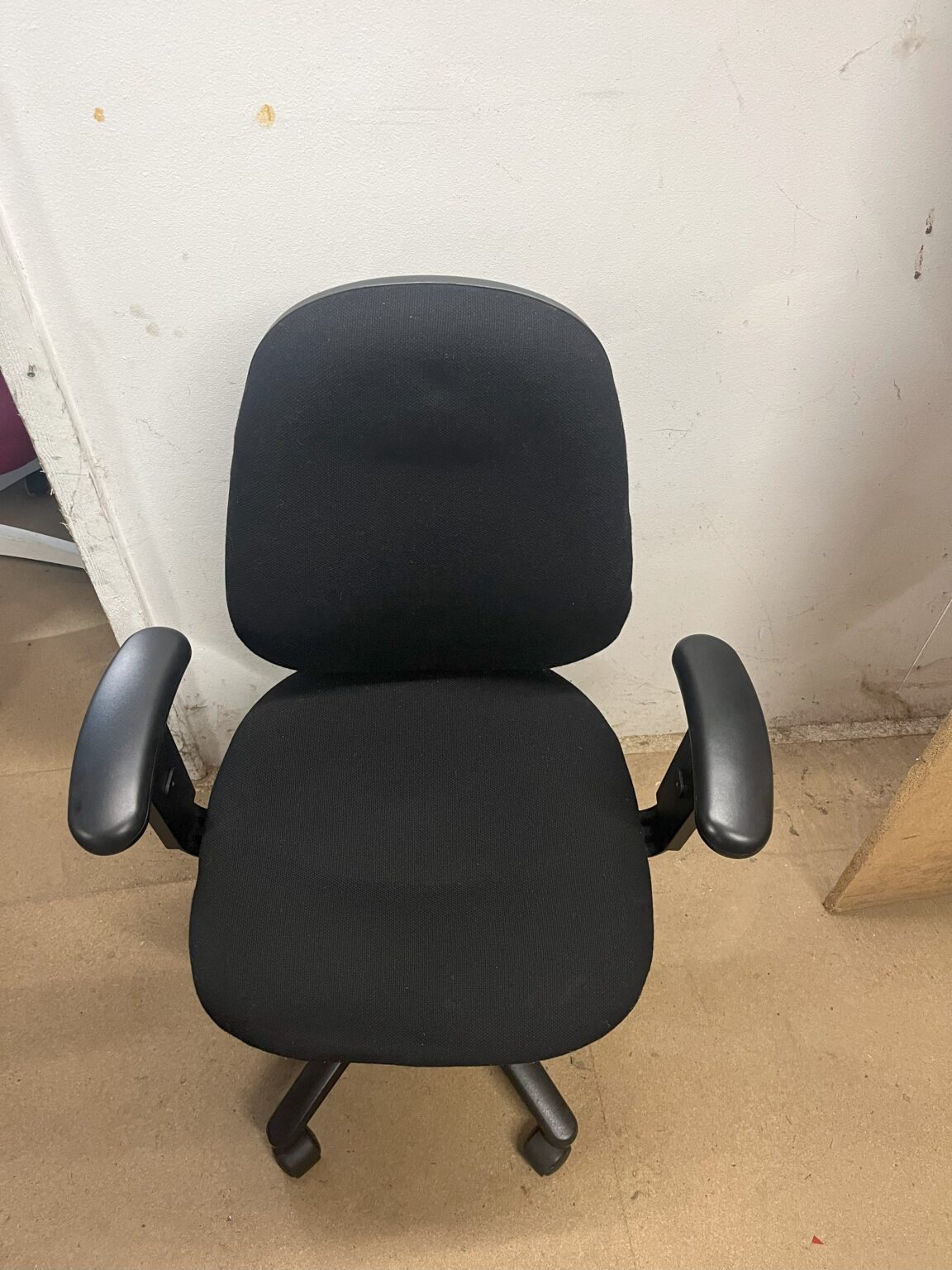 Operator, Task and Mesh Chairs | Surrey Office Supplies